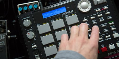 What is Swing? The Basics of Jazz Rhythm Explained | LANDR Blog