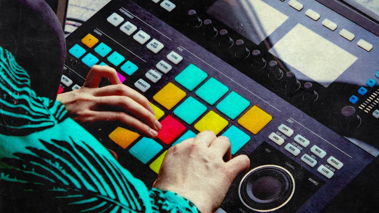 What Is a Synthesizer? The Complete Beginner’s Guide | LANDR Blog