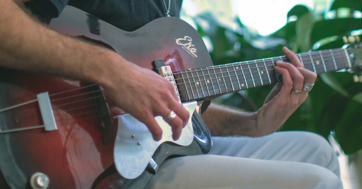 Cómo Componer Una Canción | LANDR Blog