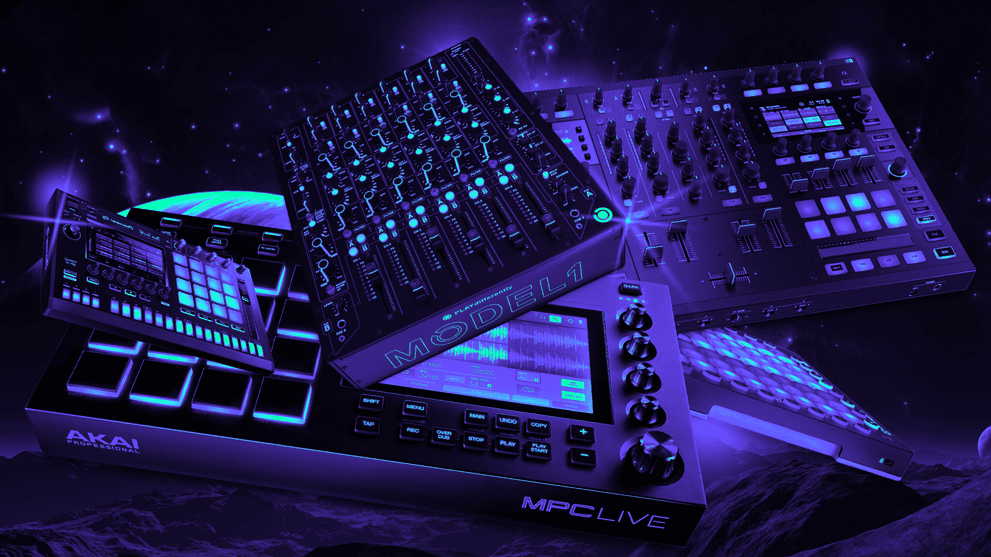 8 Tools for DJs That Are Redefining How DJs Play Live | LANDR Blog