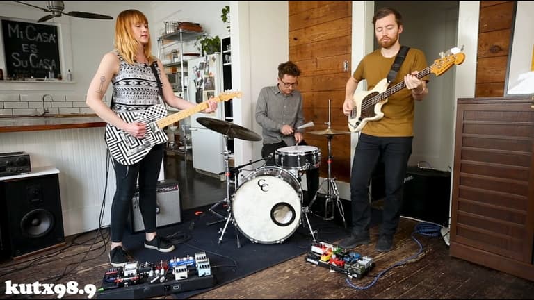 What is Melody in Music? How to Use Melody in Your Songwriting | LANDR Blog